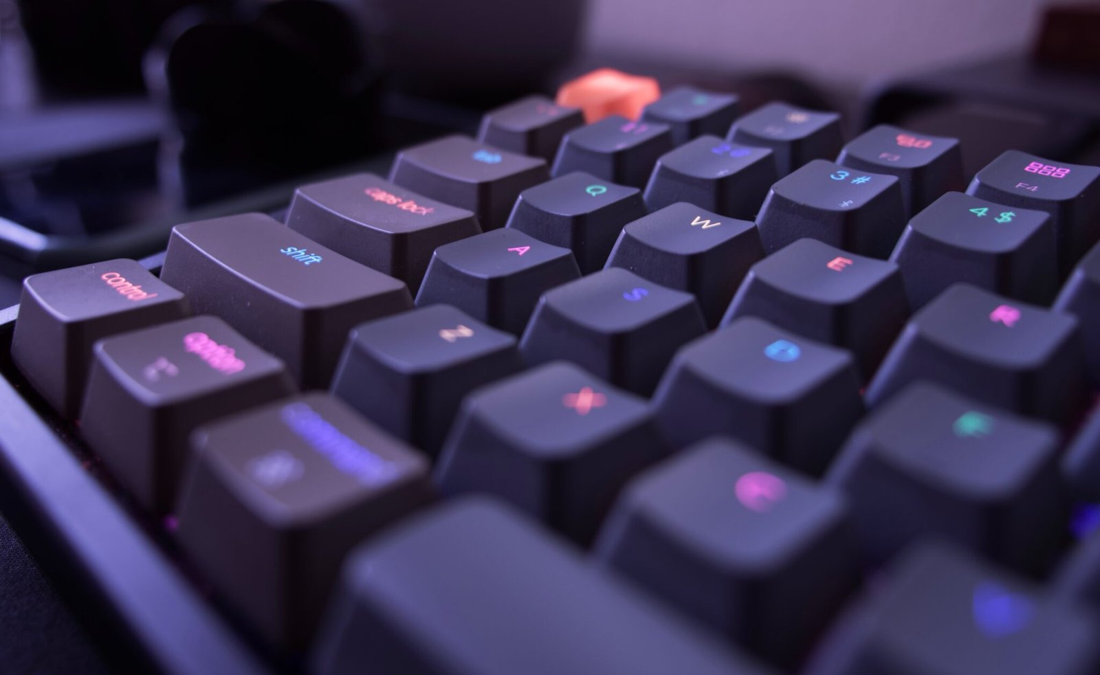 Melhor teclado para programar em 2025: Top 5 opções!